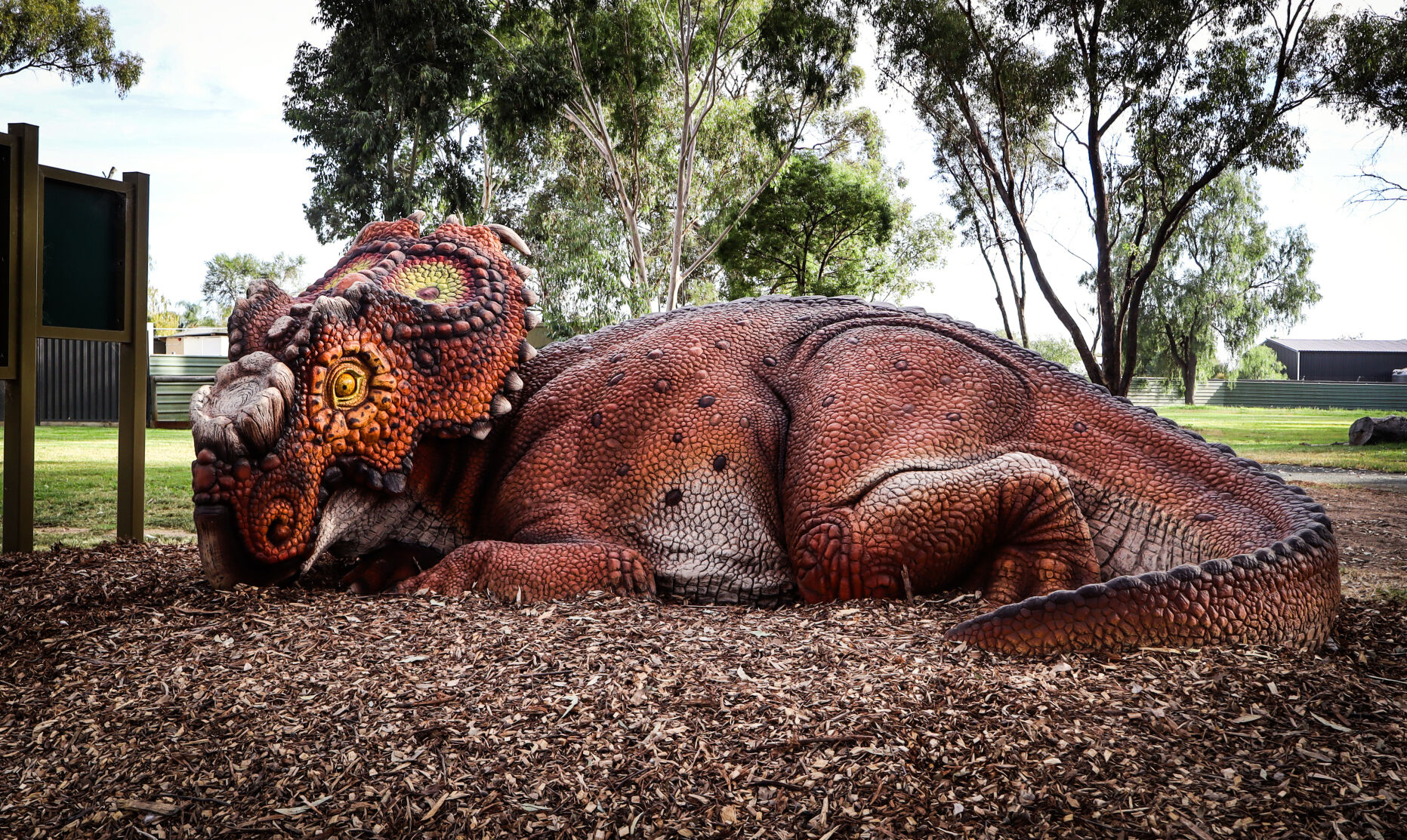 Dinosaurs to stomp into Utica Zoo with prehistoric exhibit ...