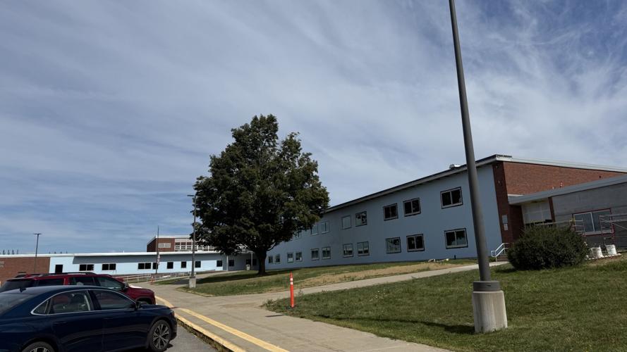 D'Apice assures New Hartford families that school renovations will be ...