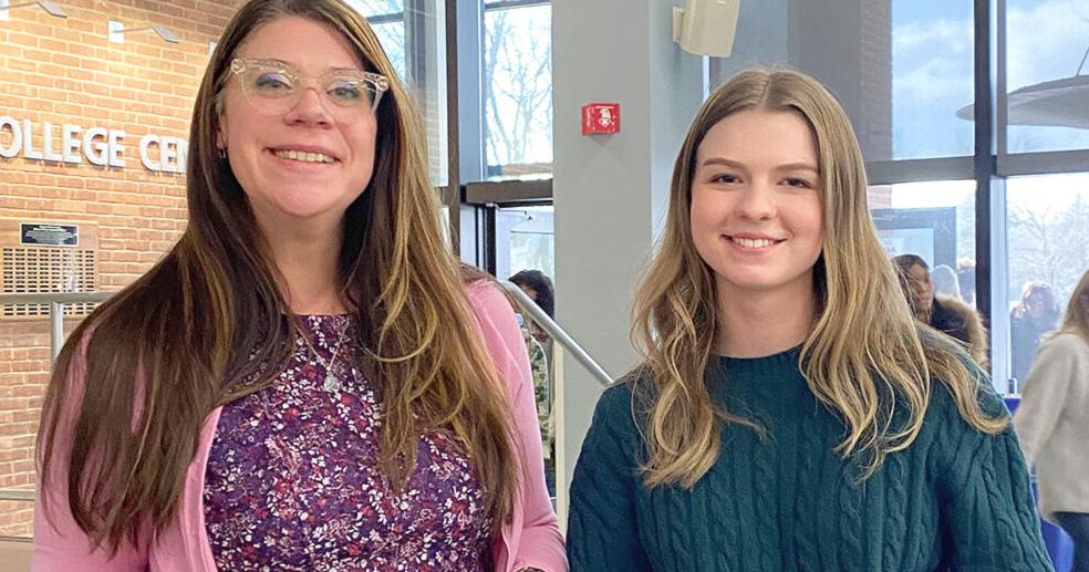 2 students receive MVCC Professional Association Scholarship | News ...