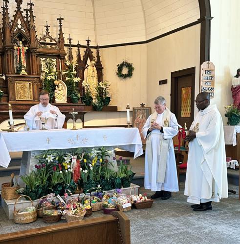 Easter baskets blessed at St. Hedwigs | | romesentinel.com