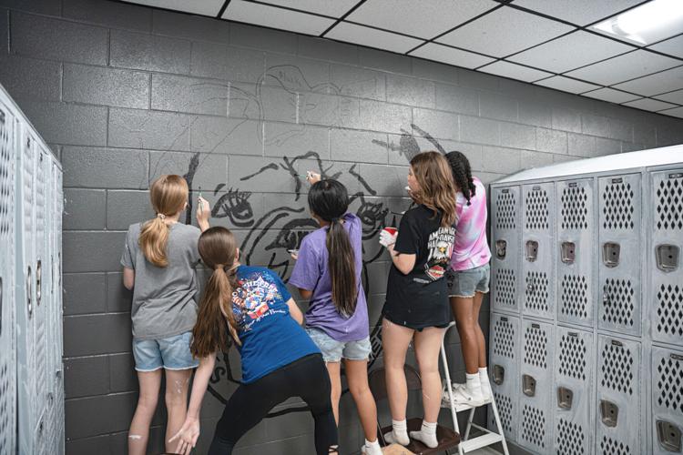 Middle school students explore interests on 'Passion Project Day ...
