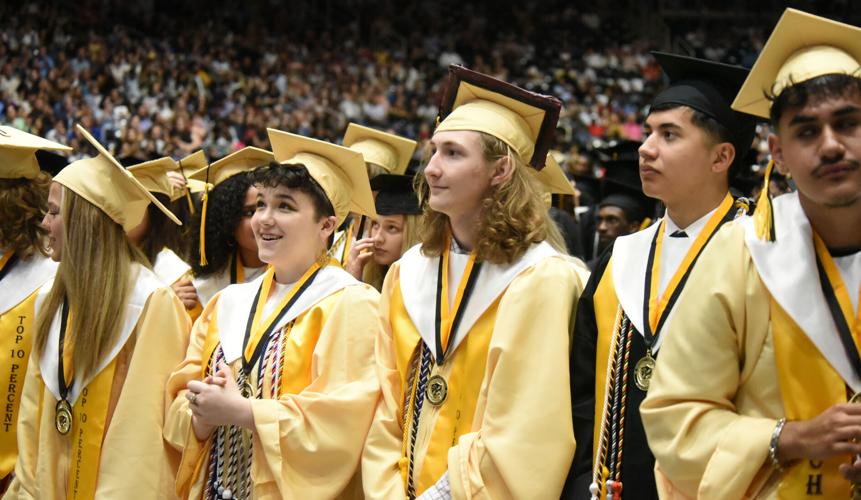 Royse City graduates record 584 seniors | Local News ...