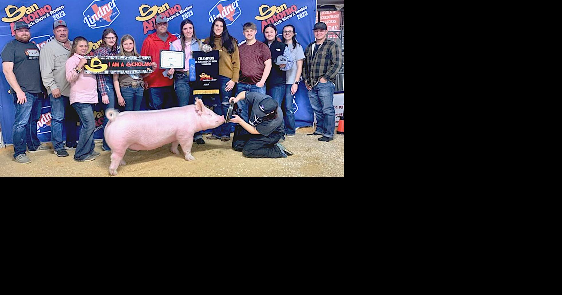RCISD's Ryleigh Clark wins scholarship at SA Stock Show | News ...