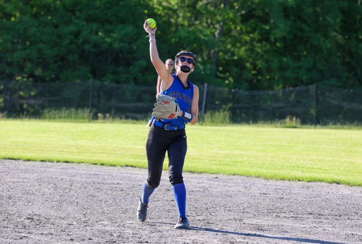 Otters top rival Slaters in mercy-rule game | Local | rutlandherald.com