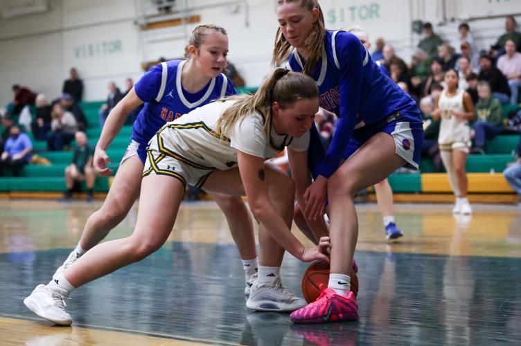 Hurricanes blow through Hinchey Gym | Local | rutlandherald.com