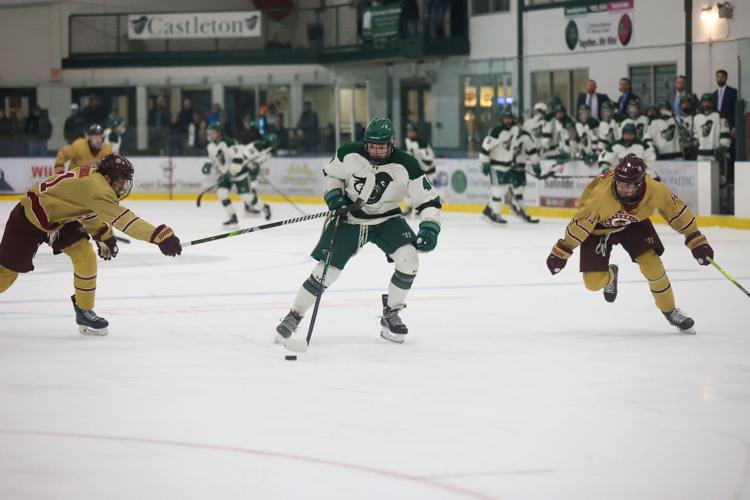 Norwich pulls away from Castleton | Local | rutlandherald.com