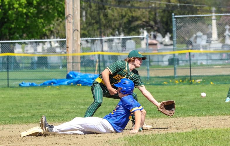 Westside's Razanouski walks it off in 9th | Local | rutlandherald.com