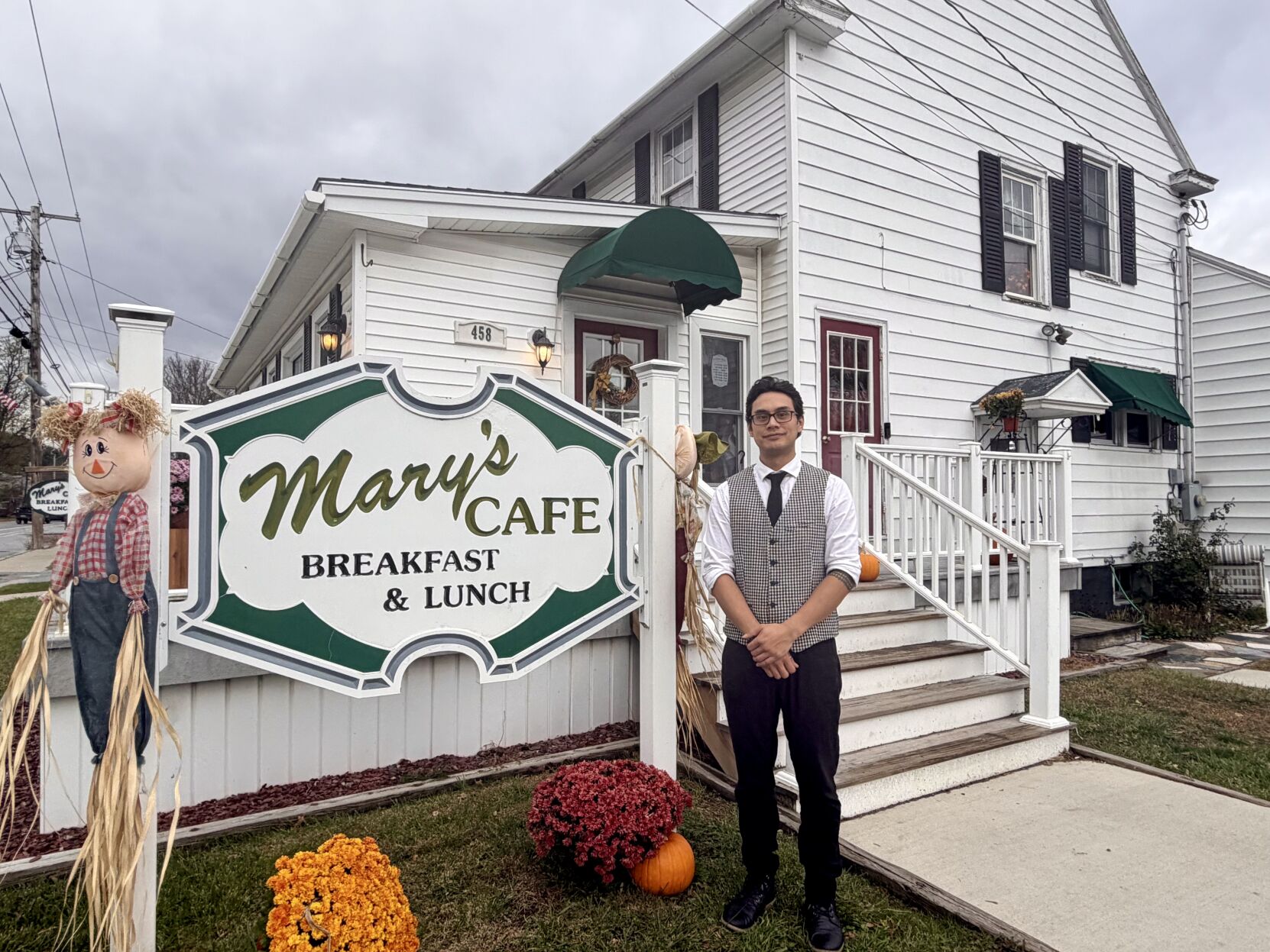 A new generation steps up at Mary’s Cafe in West Rutland | Local News ...