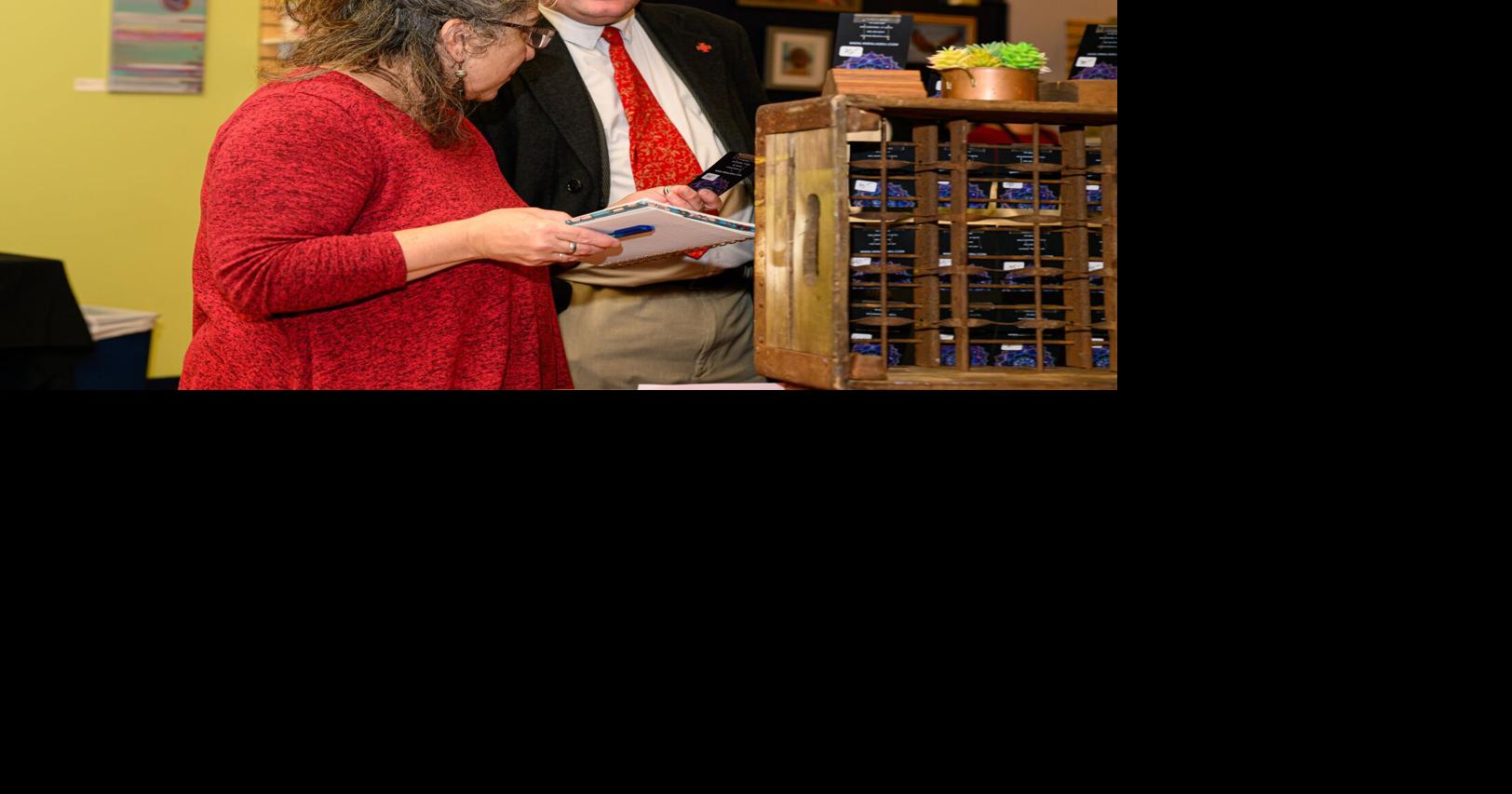 Jingle Bell Shopper | Snapshots | rutlandherald.com