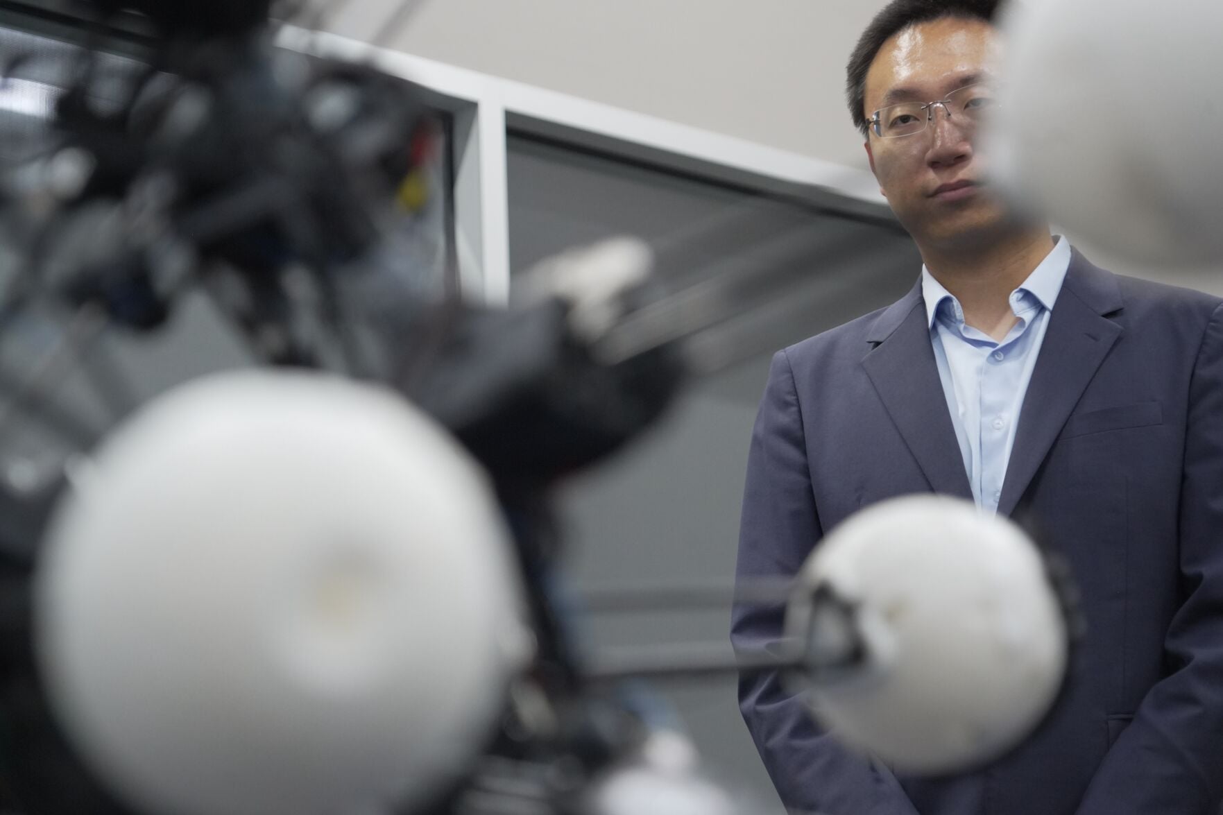 US Spherical Robot | Ap | rutlandherald.com