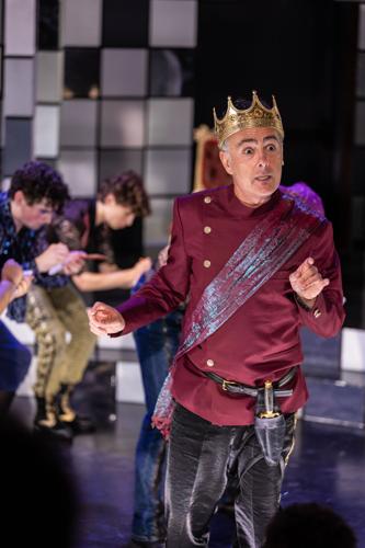 ‘A Weston Winter Cabaret’: Summer theater stars return for holiday fun ...