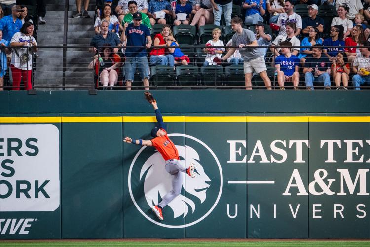 Astros ride early homers and Arrighetti's latest gem to a 5-1 win over ...