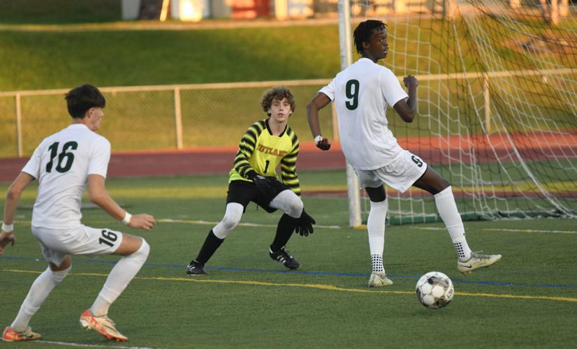 Late goal lifts Solons over Rutland | Sports | rutlandherald.com