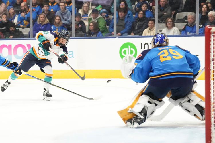 Sirens extend win streak to 4 games, send Sceptres to third straight ...