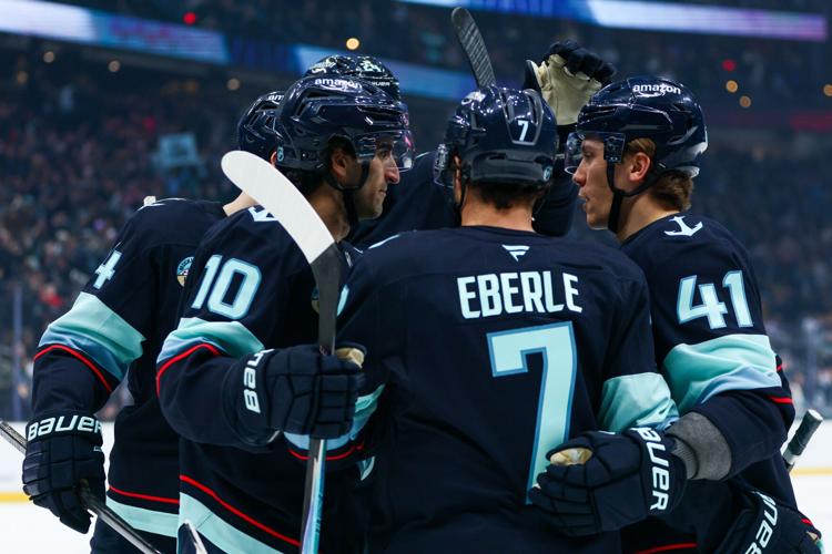 Beniers scores twice in Kraken's 4-1 win over Predators | Pro National ...