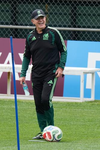Mexico seeks to end its opening-day World Cup curse when it takes on ...