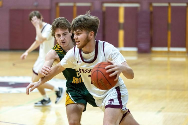 Proctor trims Golden Horde, 62-39 | Local | rutlandherald.com