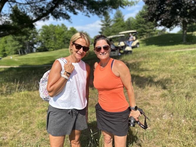 Massive crowd doesn't faze golf star | Sports | rutlandherald.com