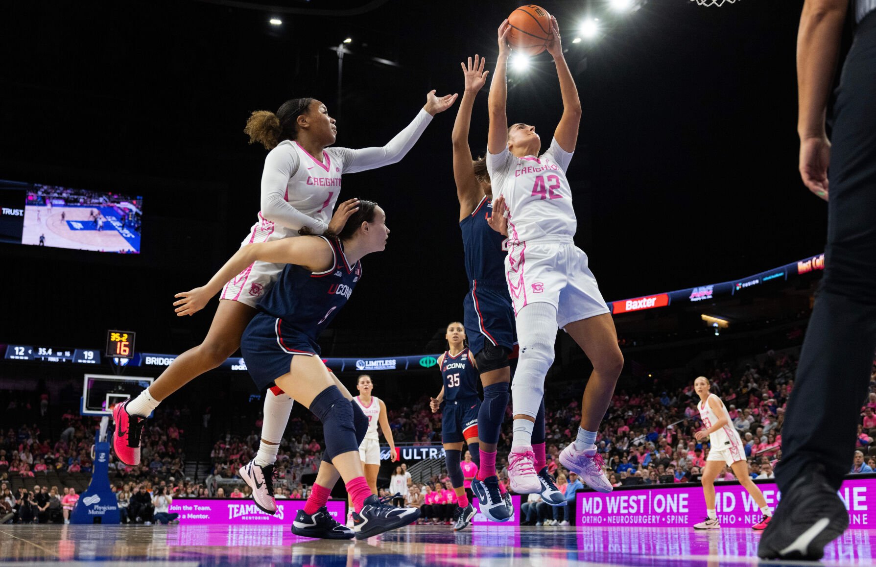 Sarah Strong records double-double as No. 1 UConn routs Creighton 95-54 ...