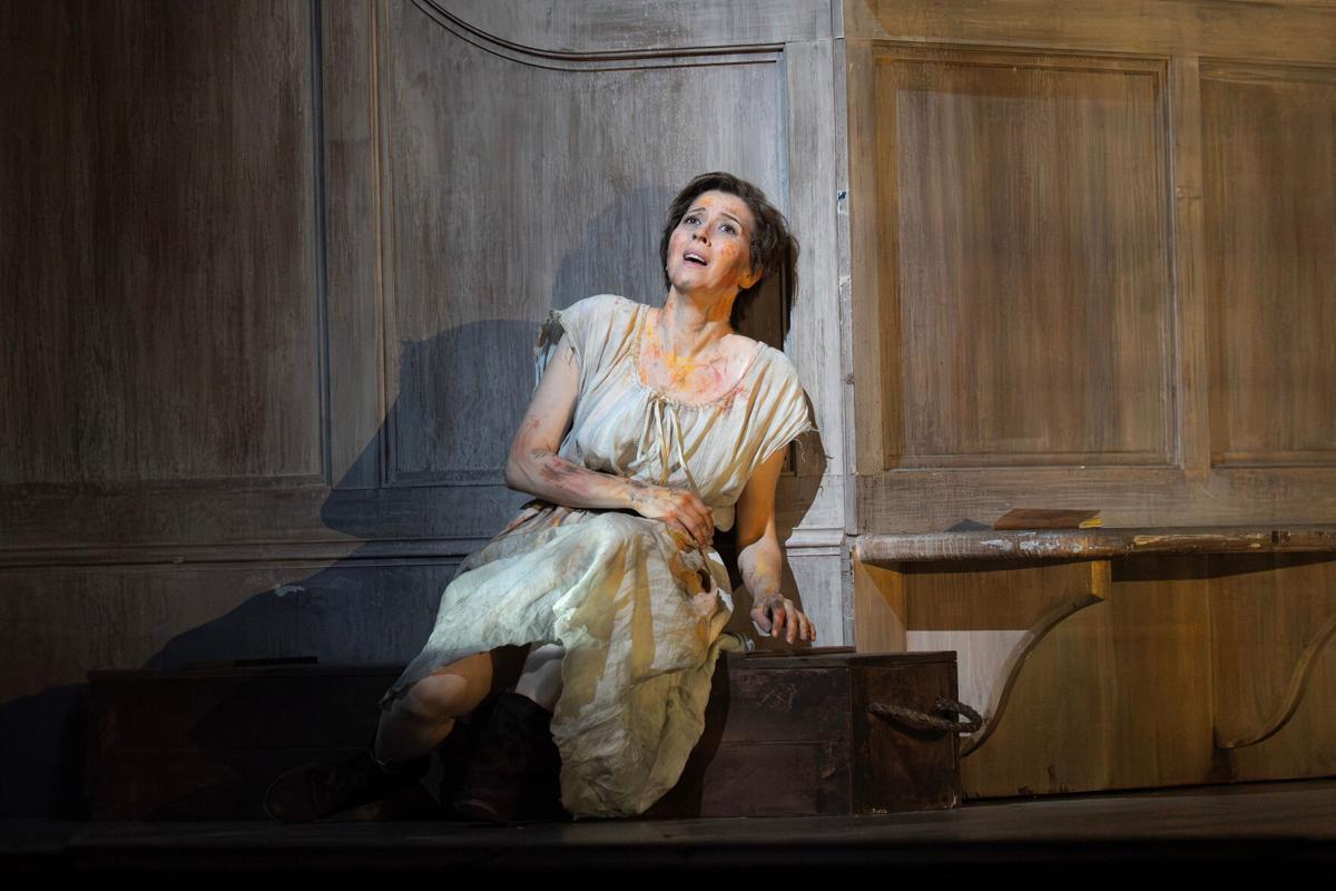 Lisette Oropesa shines and draws rave reactions in Met Opera's 'I ...