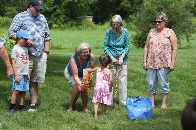 Gathering family: Tarbell descendants join in memory and community ...