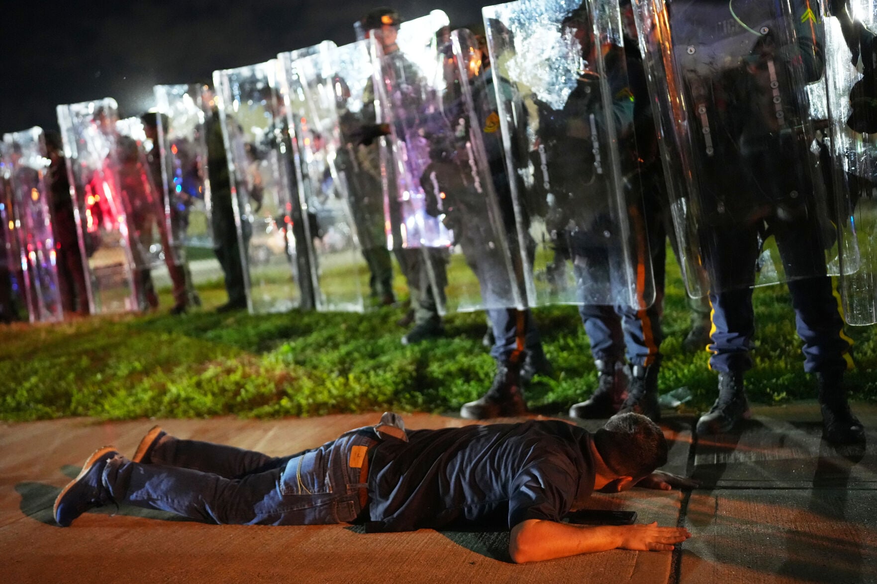 Immigration Protests New Jersey | Ap | rutlandherald.com