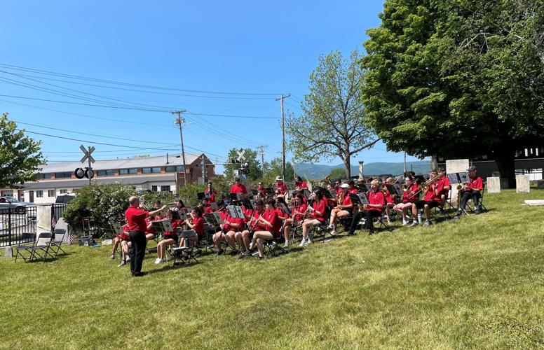 Memorial Day service highlights struggles | Local News | rutlandherald.com