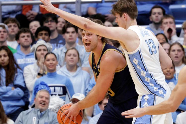 Wilson, Veesaar lead way as No. 22 North Carolina rolls past Notre Dame ...