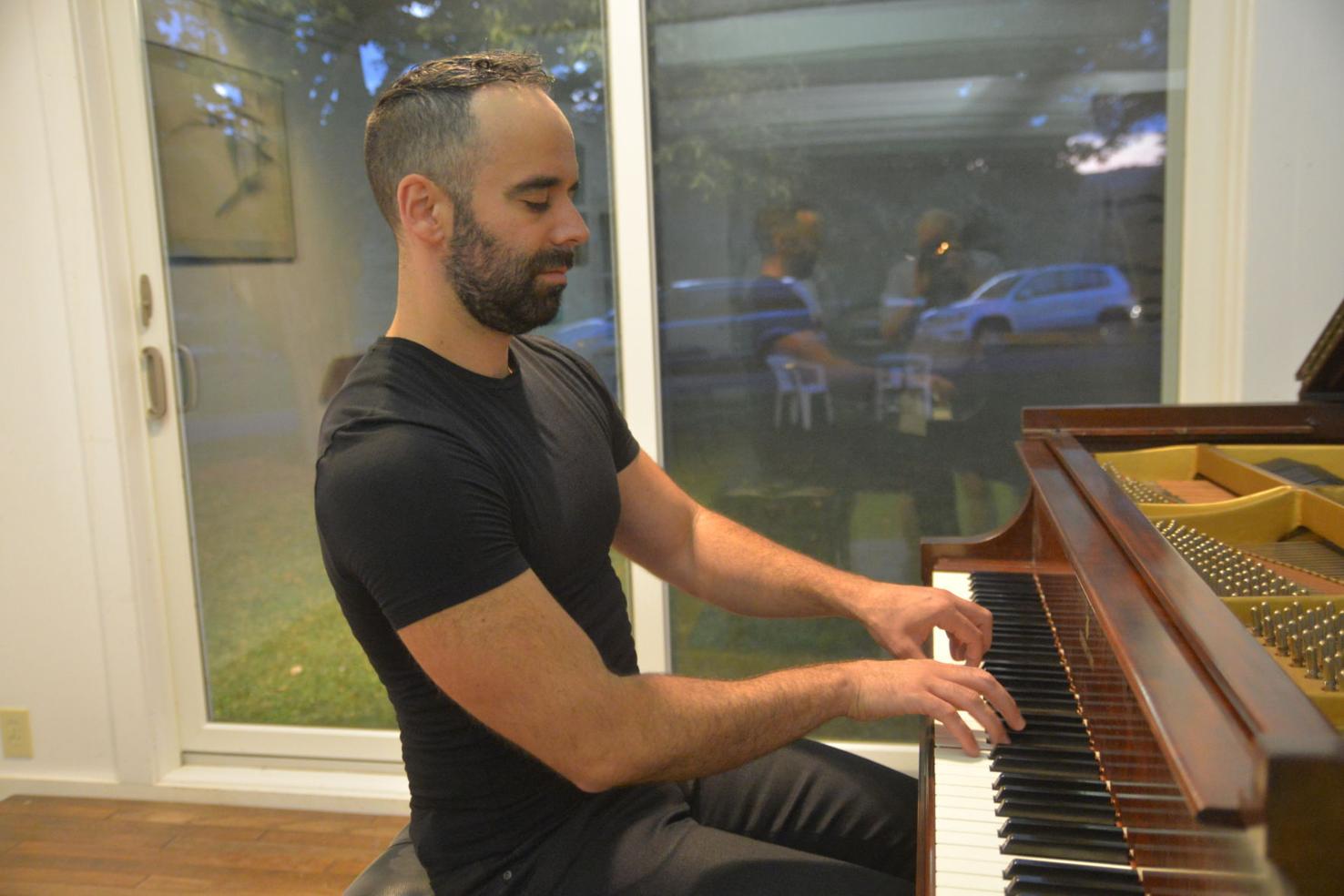 Lowe Down: Adam Tendler offers Frank Suchomel a fit memorial | Vermont ...