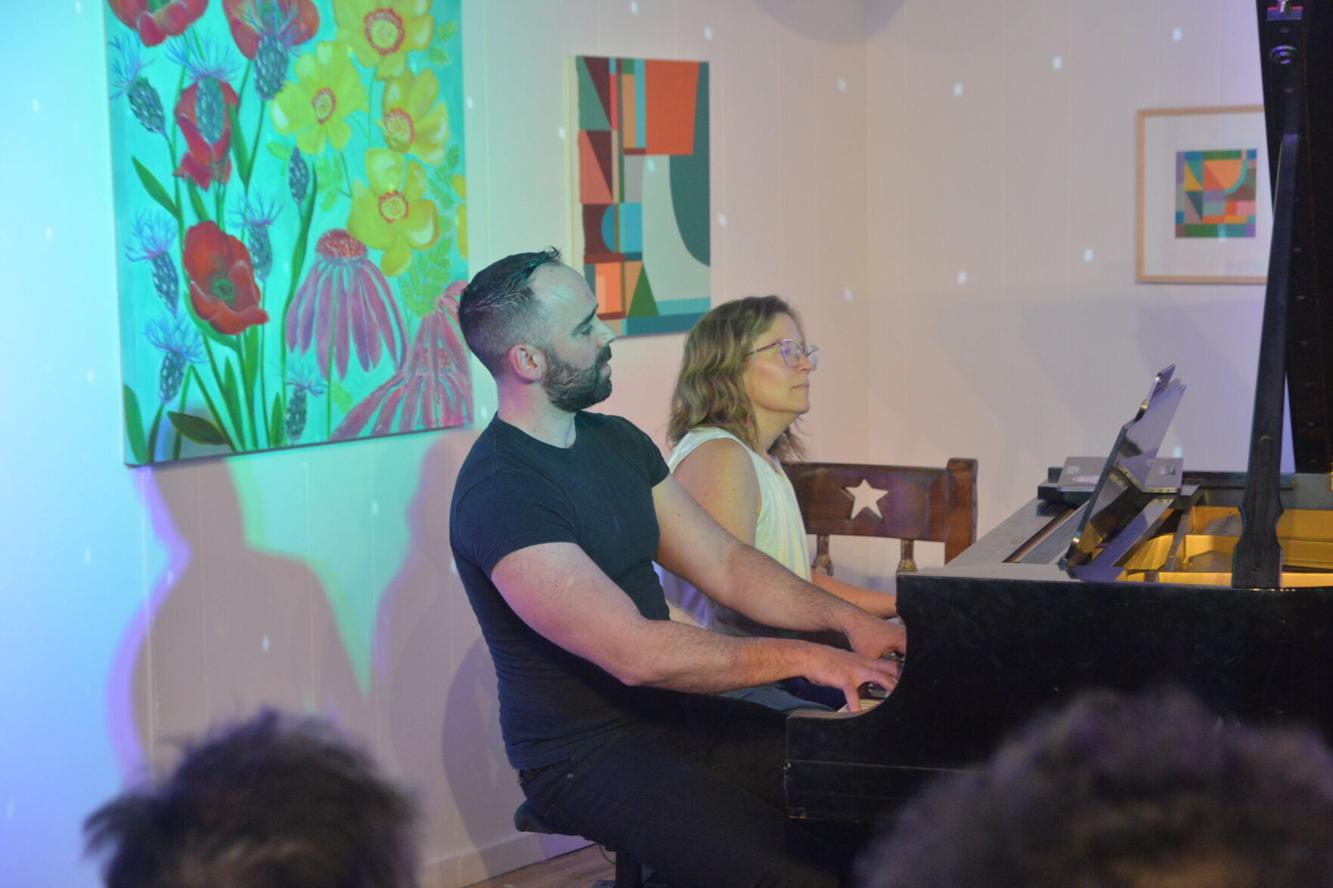 Pianist Adam Tendler explains Nico Muhly — with his playing | Vermont ...