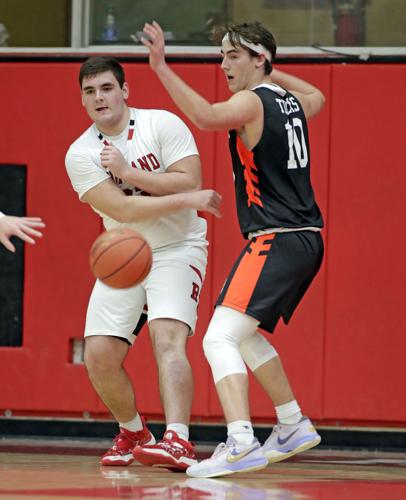 Rutland holds off Middlebury | Local | rutlandherald.com