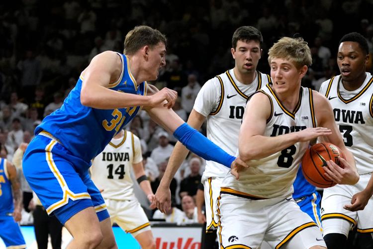 Stirtz scores 27 points, No. 25 Iowa holds off a comeback try by UCLA ...