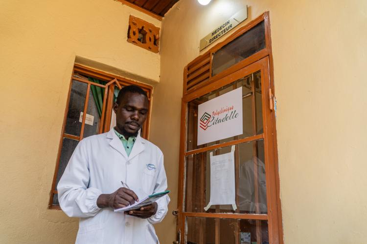 Congo reports large daily jump in Ebola cases a month after outbreak ...