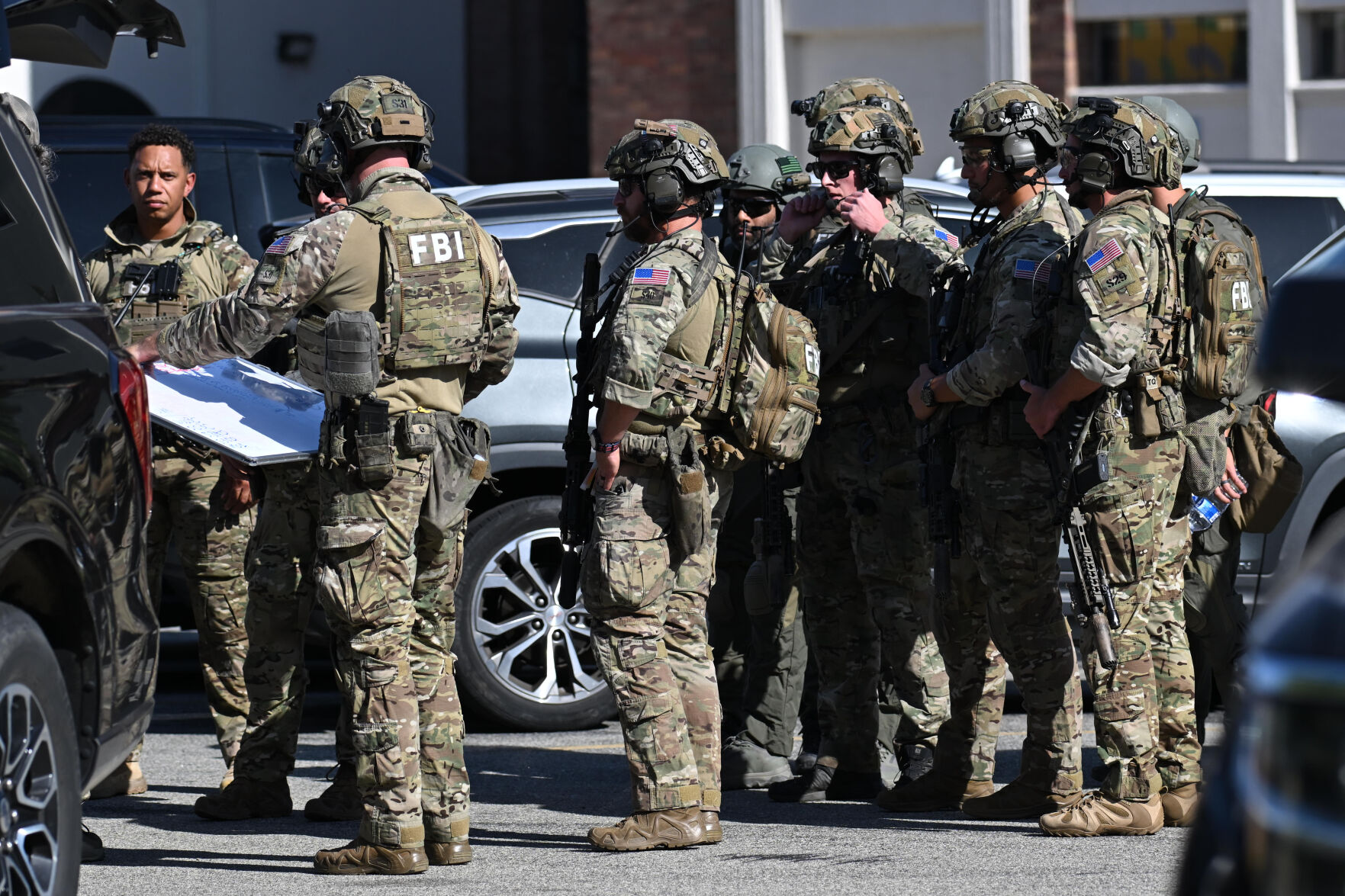 California Man Barricaded | Ap | rutlandherald.com