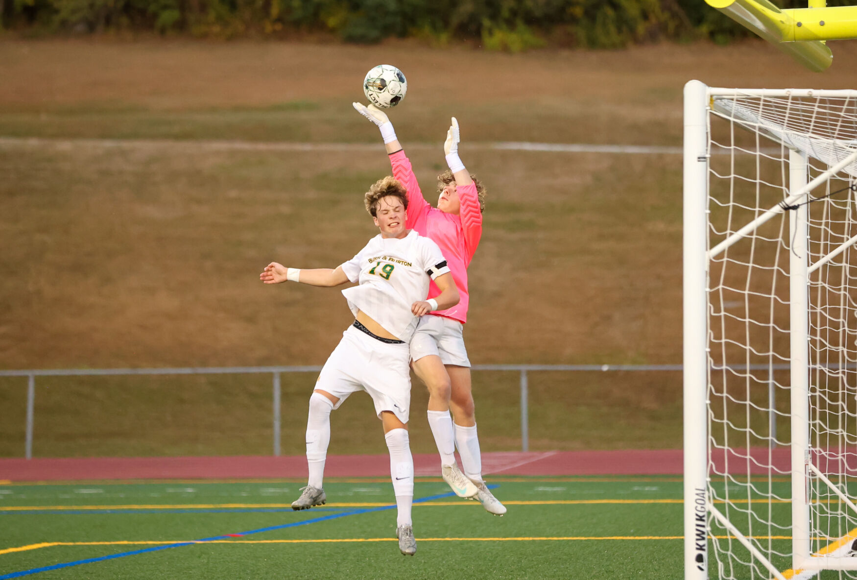 Undefeated boys soccer clubs dodge bullets | Local | rutlandherald.com