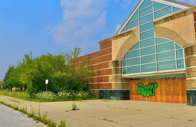 Board wants more security at former mall | Local News | rutlandherald.com