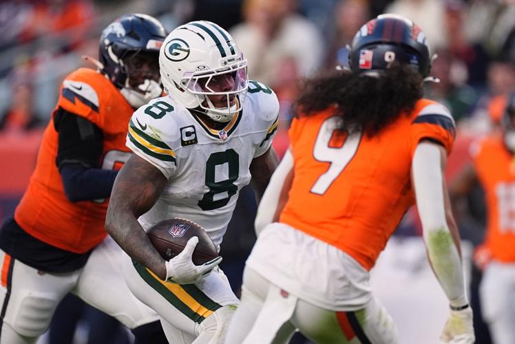 Packers' Josh Jacobs says he hurt his knee again in loss to Broncos. He ...