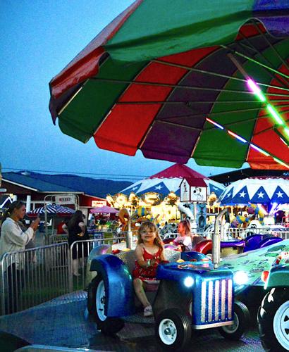 Round and round | Snapshots | rutlandherald.com