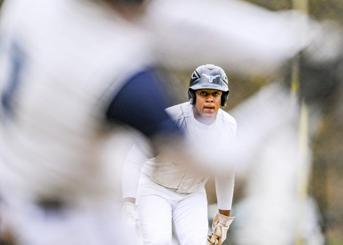 Beverly baseball slugs its way past Peabody | Sports | salemnews.com