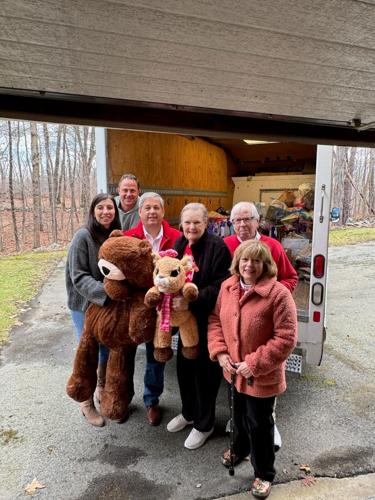 New donor gives $5,000 at Tarr toy drive | News | salemnews.com