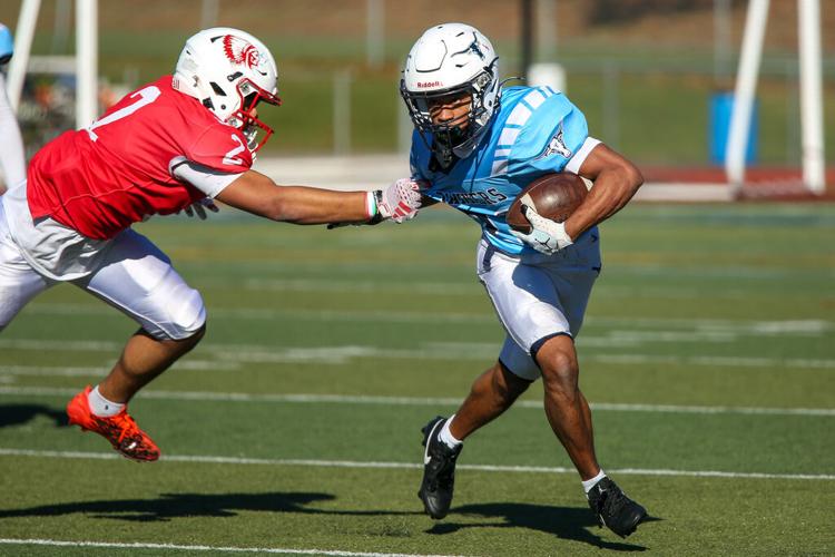 Dominant defense helps Peabody put away Saugus | Sports | salemnews.com