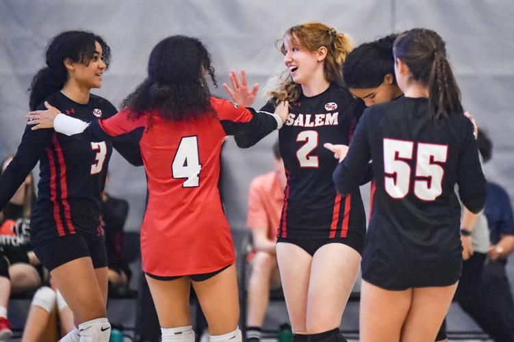 Danvers volleyball sweeps Salem | Sports | salemnews.com
