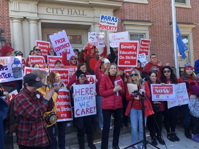 Strike update: Teachers demand mayor's resignation | News | salemnews.com