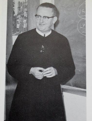 Longest-serving Prep headmaster remembered as people person | Local ...