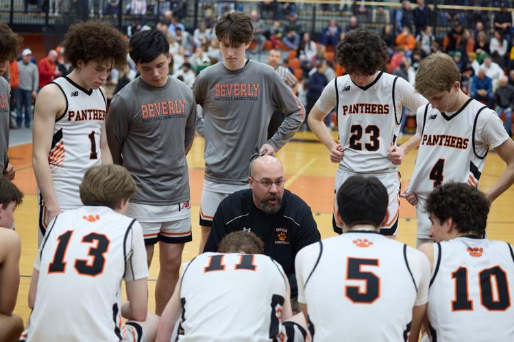 Beverly's Crowley explodes for 44 points in dominant playoff win ...