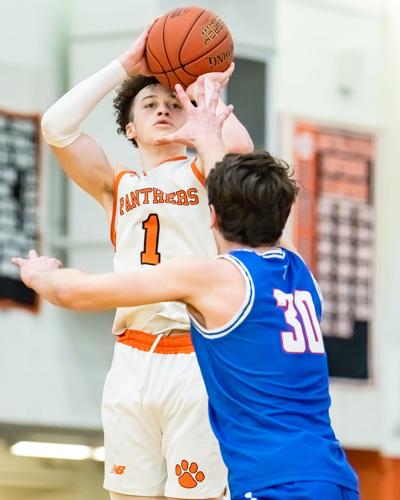 A Klass by himself: Sharpshooter breaks Beverly scoring record in ...