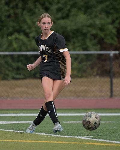 Big second half sends Fenwick girls by St. Mary's | Sports | salemnews.com