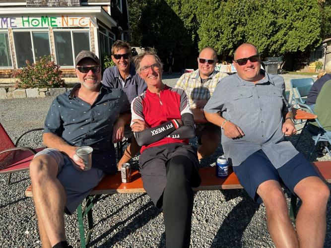 72-year-old Hamilton grandfather cycles from Seattle back home | Sports ...