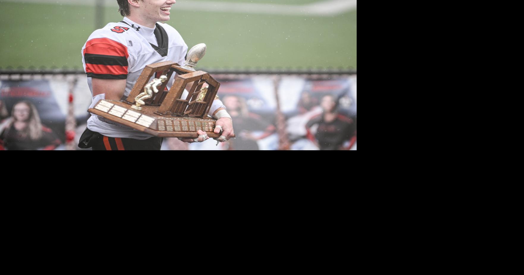 PASSING FANCY: Callan, Pierce help Beverly upset Salem in 126th meeting ...