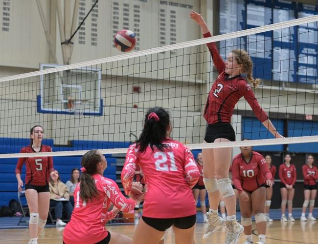 Marblehead volleyball takes down Peabody in NEC showdown | Sports ...